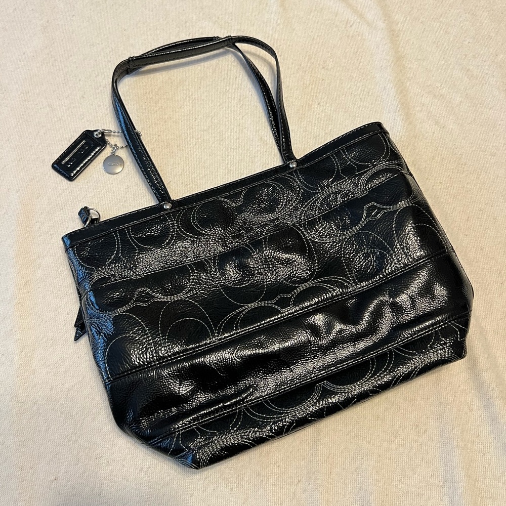 Coach Patent Leather Signature Logo Embroidered Tote … - Gem